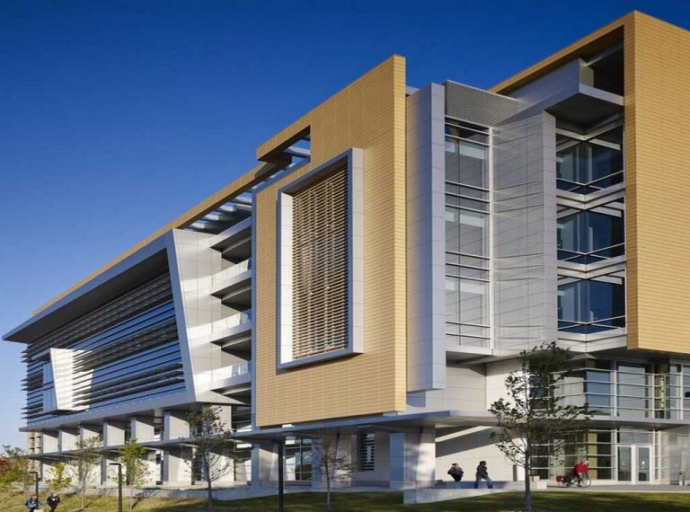 Small hospital exterior design | Ebhosworks